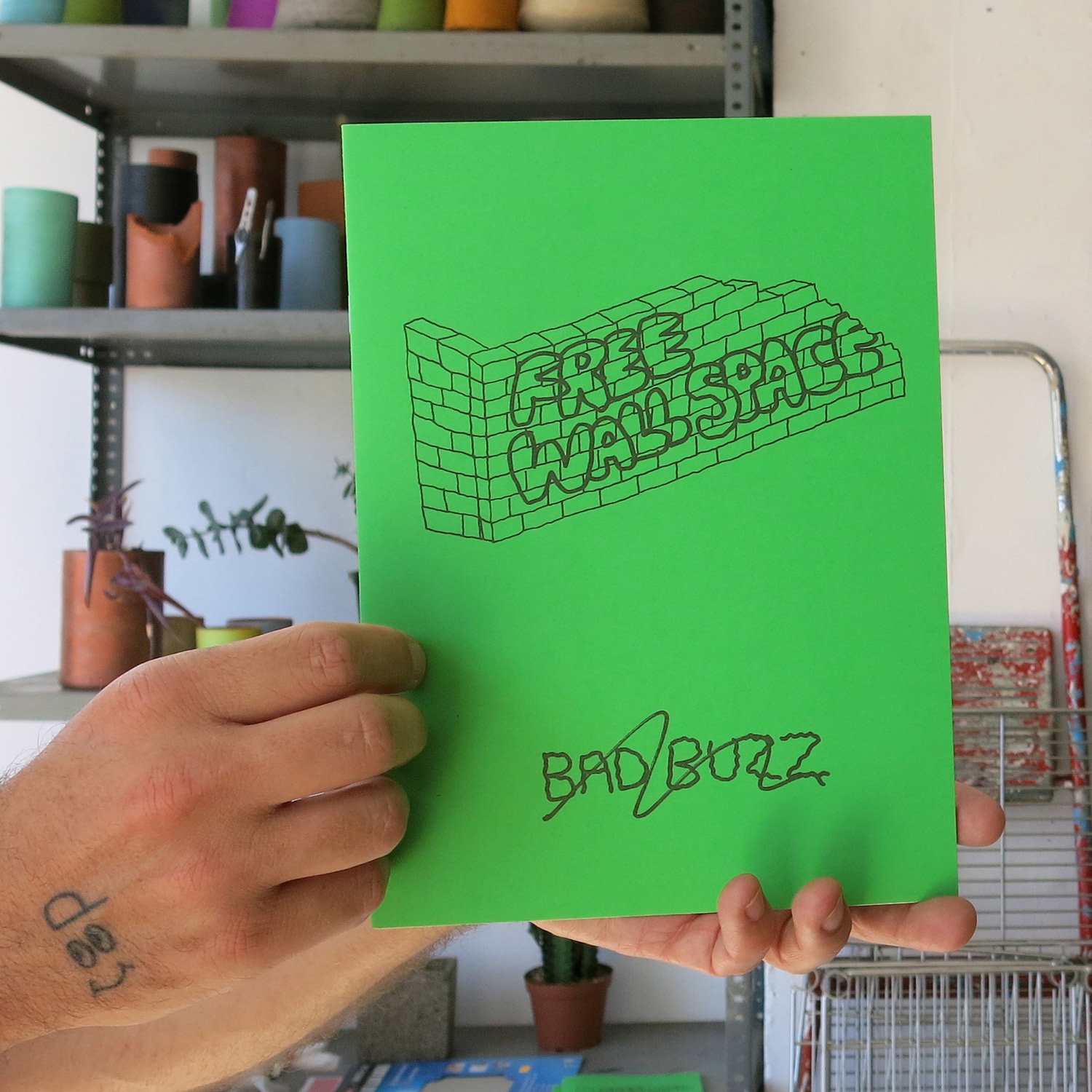BAD BUZZ Lodown Magazine