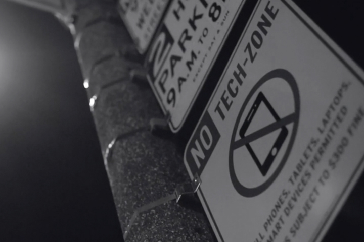 No Tech Zone | Lodown Magazine